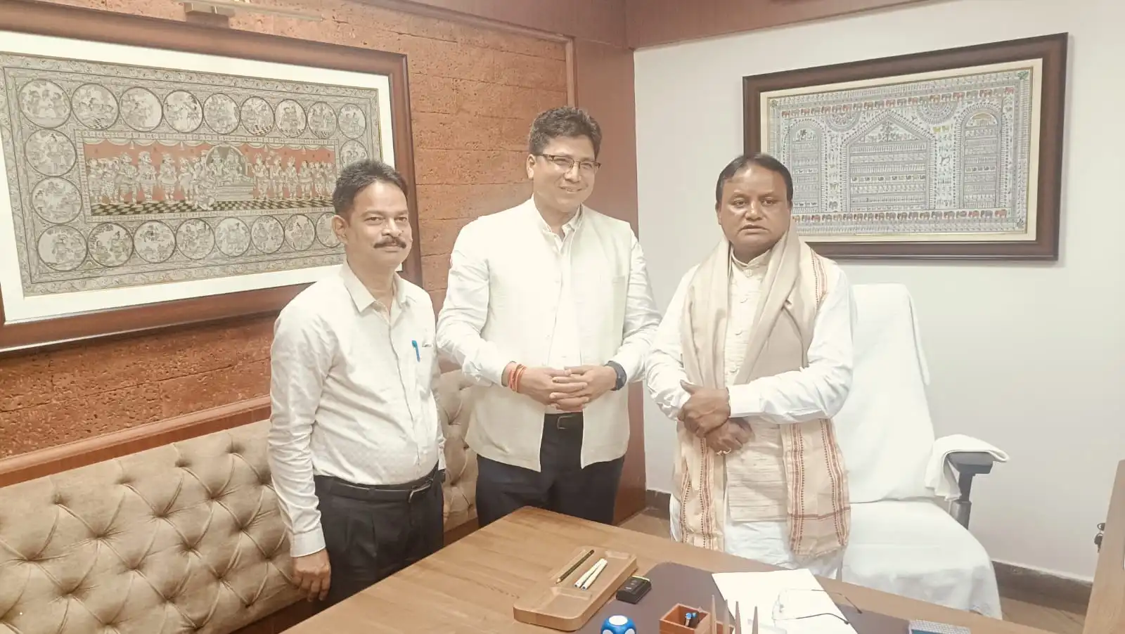CMD, IREDA Meets CM and Dy CM of Odisha to Boost Green Energy Financing ...