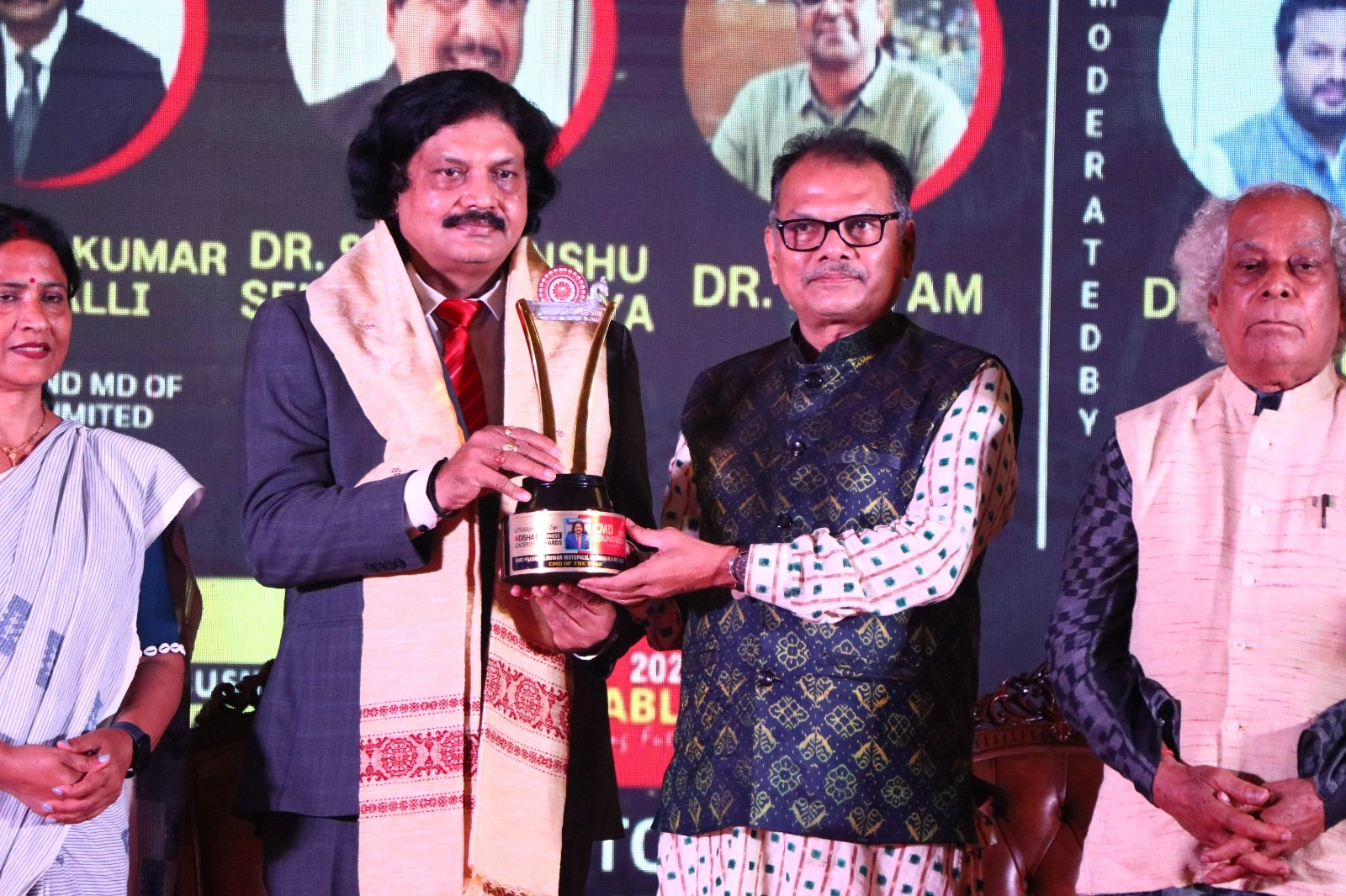NLCIL CMD Prasanna Kumar Motupalli Honored as 'CMD of the Year' at ...